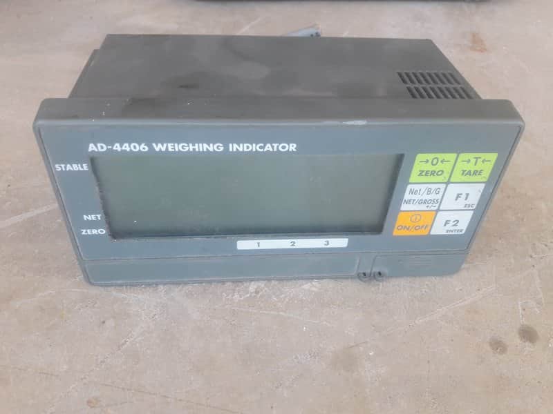 בקר למשקל ad-4406 weighing indicator